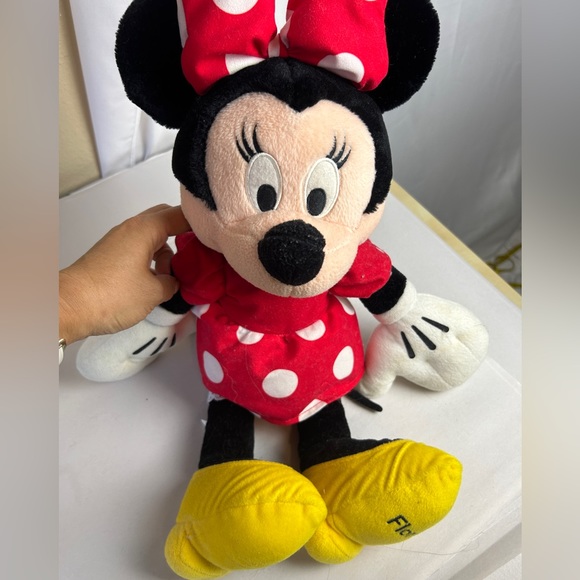 Disney | Toys | Disney World Fl Theme Park Minnie Mouse 204 Plush 20 ...